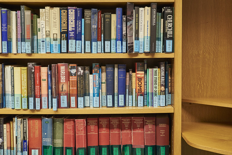 College libraries - Churchill College